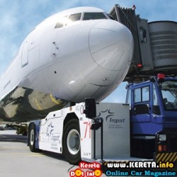 HAVE YOU SEEN THE AIRCRAFT TOW TRUCKS / TOW TUGS?