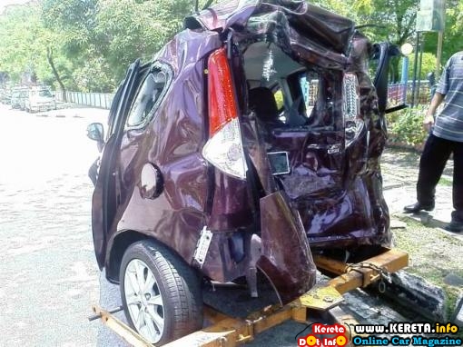 PERODUA ALZA CRASH PICTURES.
