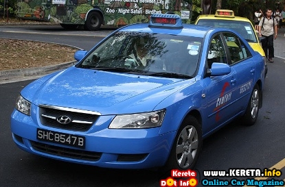 TAXIS IN SINGAPORE