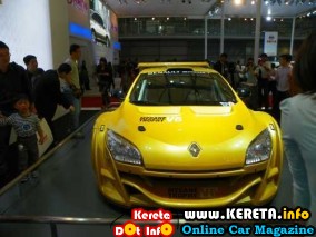 EXTREME WIDE BODY SPORTY RENAULT MEGANE TROPHY