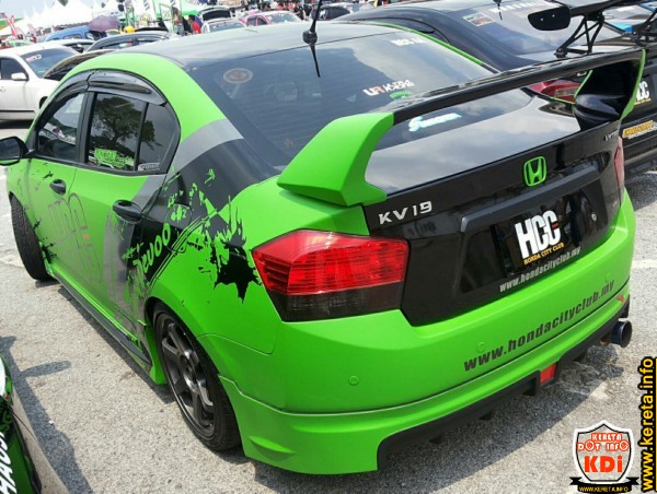 FULL GREEN STICKER WRAP ON MODIFIED HONDA CITY MUGEN