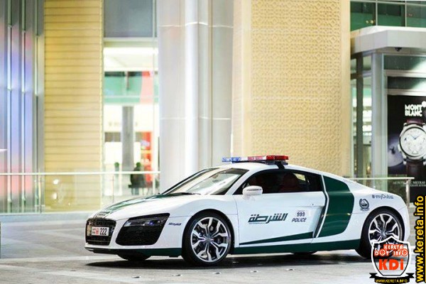 UAE POLICE CAR AUDI R8 – POWERFUL PATROL CAR!